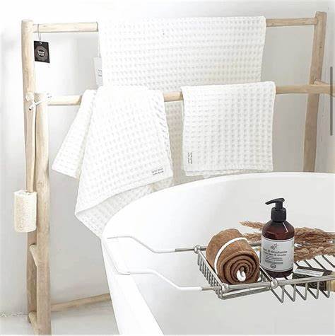 29 Bathroom Essentials to Consider in 2022 - Toilet Lounge